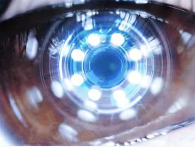 AI and Virtual Reality: The Future of Cataract Surgery Has Arrived - UT ...