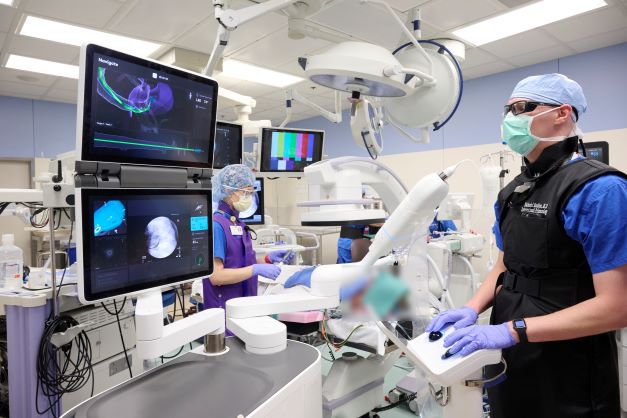 Robotic Arm Guides Physicians in Performing Pulmonary Biopsy for the ...