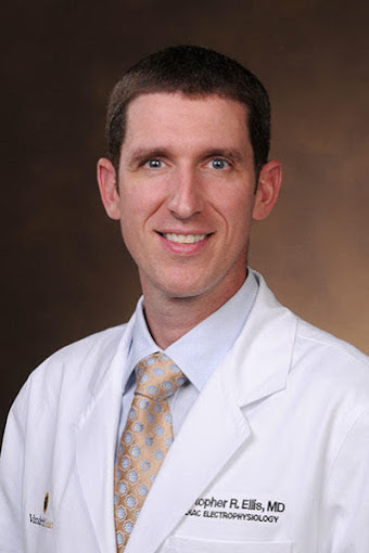 Christopher Ellis's Instagram, Twitter & Facebook on IDCrawl